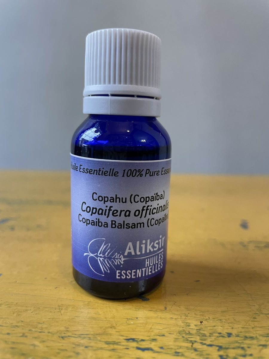 Copahu (Copaïba) (Copaifera officinalis) huile essentielle ...